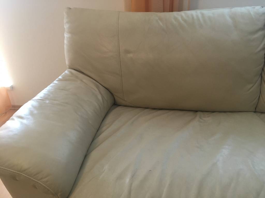 Daruji za odvoz kožený gauč | VšezaOdvoz