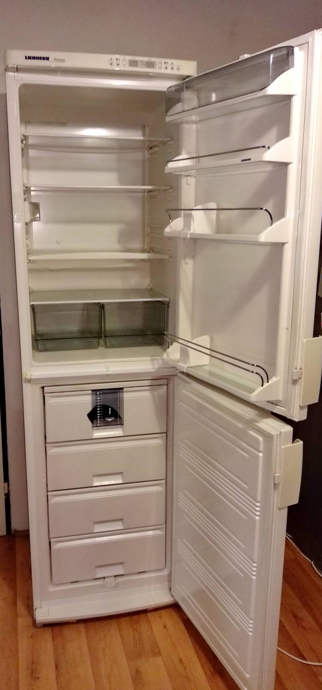 Daruji za odvoz kombinovaná lednice liebherr premium | VšezaOdvoz