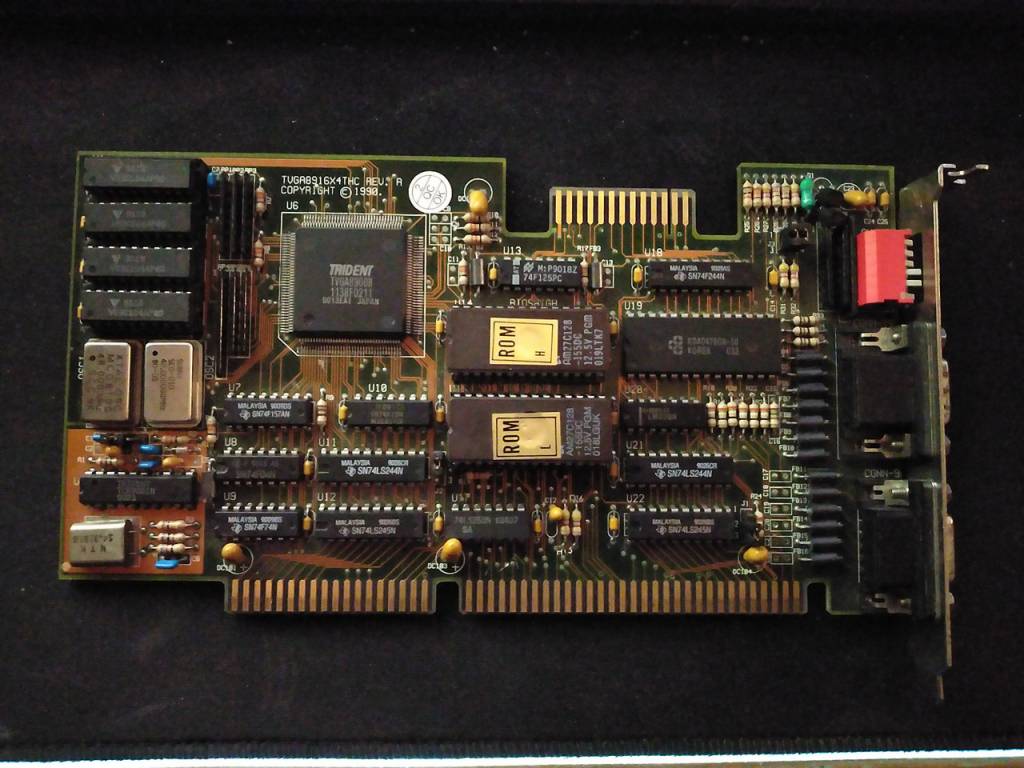 Hledám za odvoz pc "šrot" z minulého tisíciletí | VšezaOdvoz