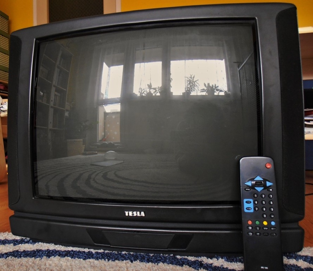 Daruji za odvoz televizor tesla | VšezaOdvoz